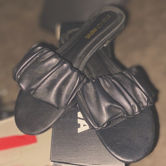 Fashion Nova | Shoes | Fn Black Ruffle Sandal | Poshmark